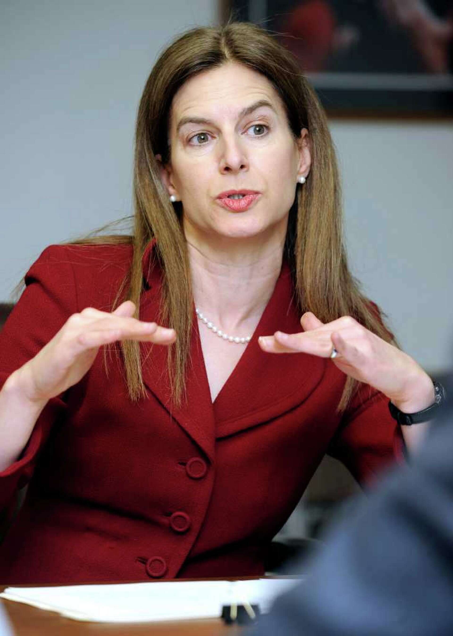 Bysiewicz calls for accountability