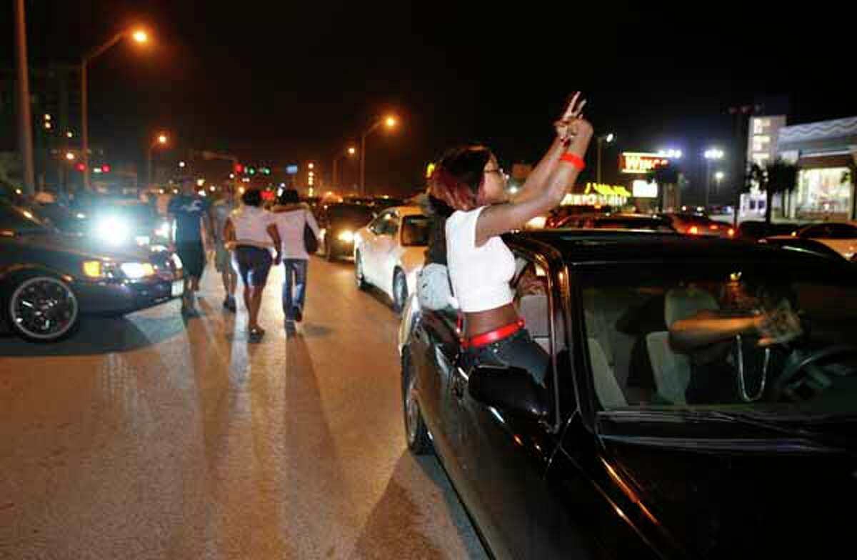 Galveston preparing for big spring break crowds