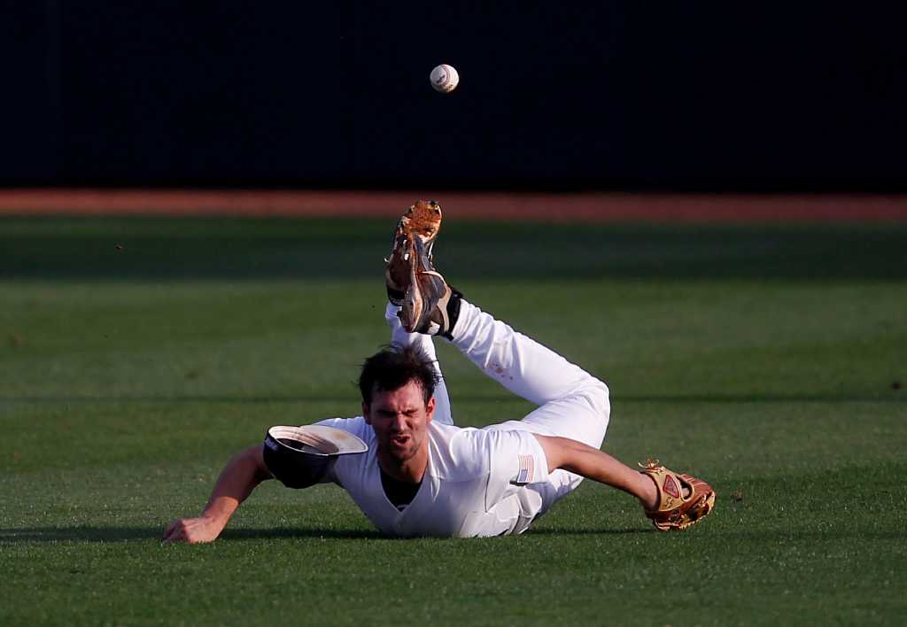 Benak pitches No. 8 Rice past No. 6 Arizona