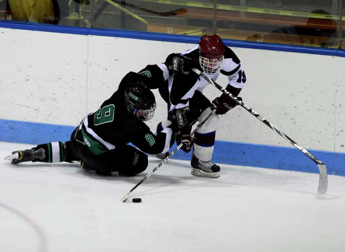 Brookfield/Bethel/Danbury hockey eliminated in Division III semifinals