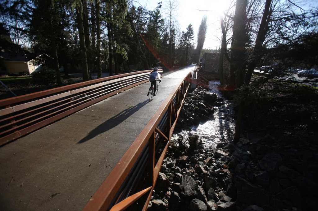 Improved Burke-Gilman Trail officially reopens