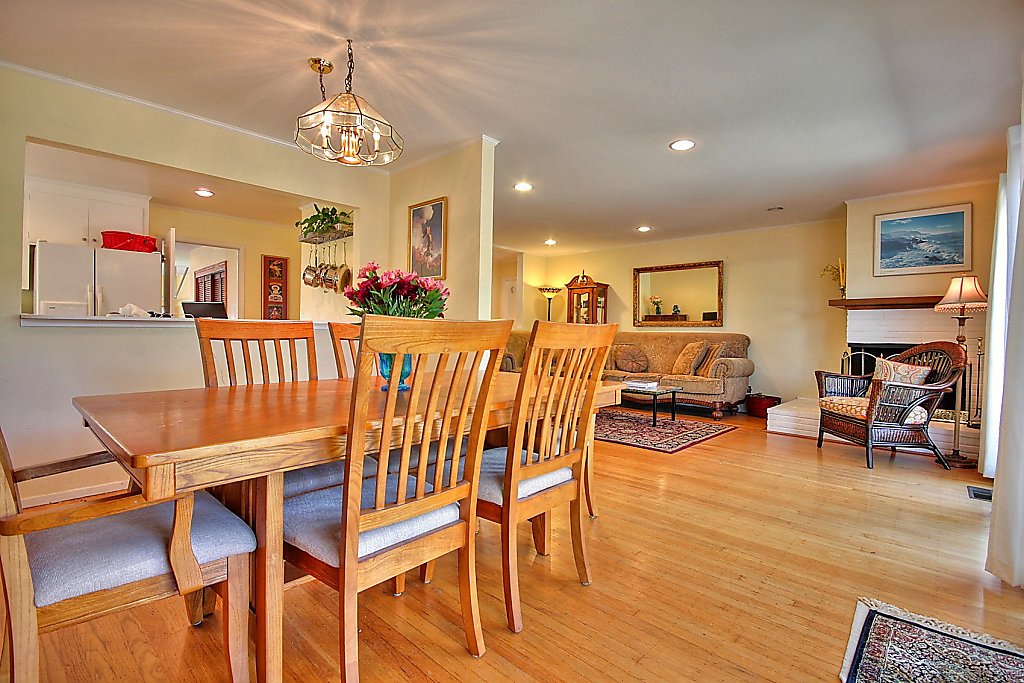 Mariner Cove ranch home in Corte Madera