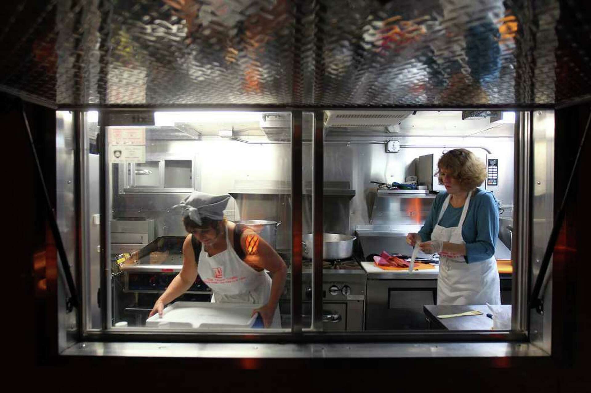 Chow Train: A food truck for the homeless