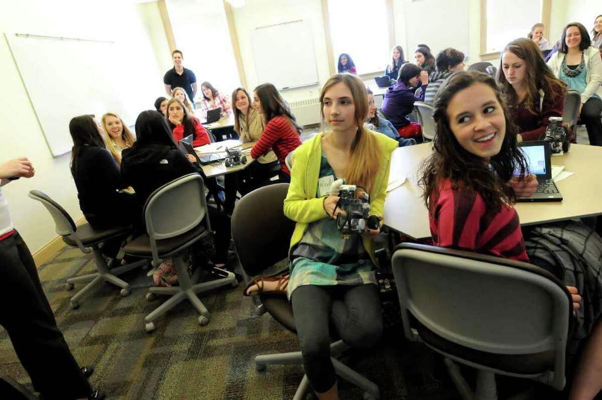 Photos: Microsoft DigiGirlz Day