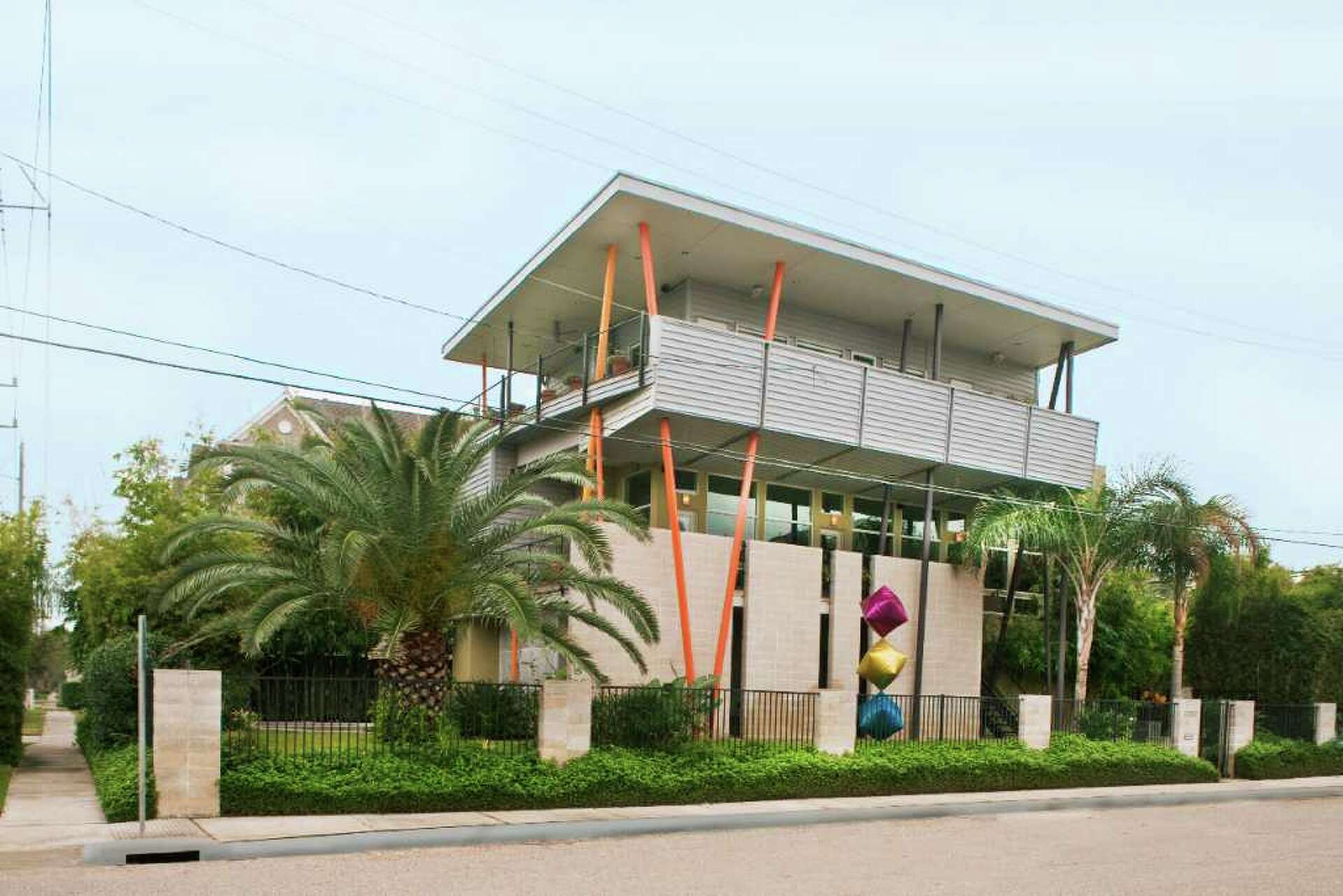 Gray: A house helped make couple 'brave'