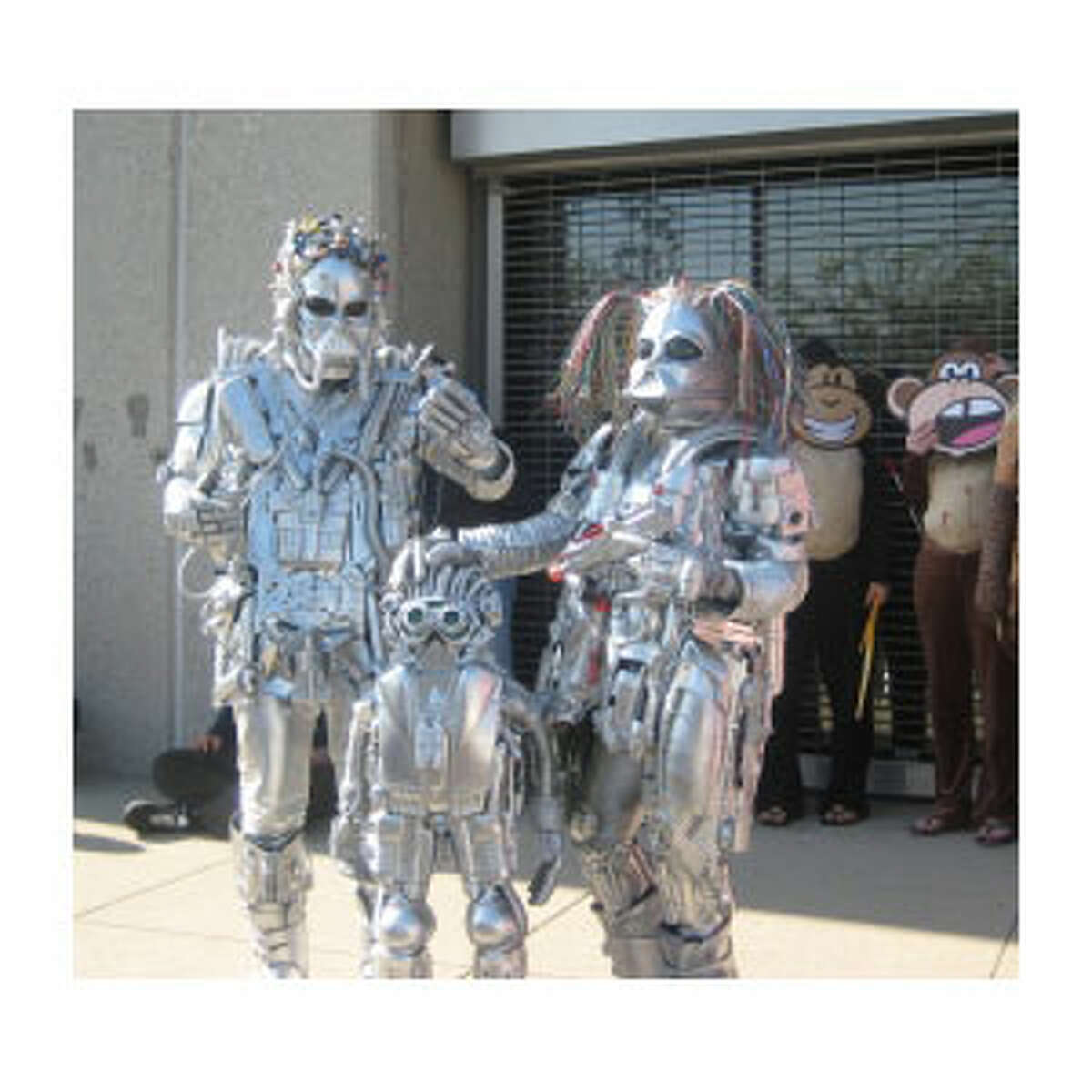14 Creative Homemade Halloween Costumes, for Kids and Adults