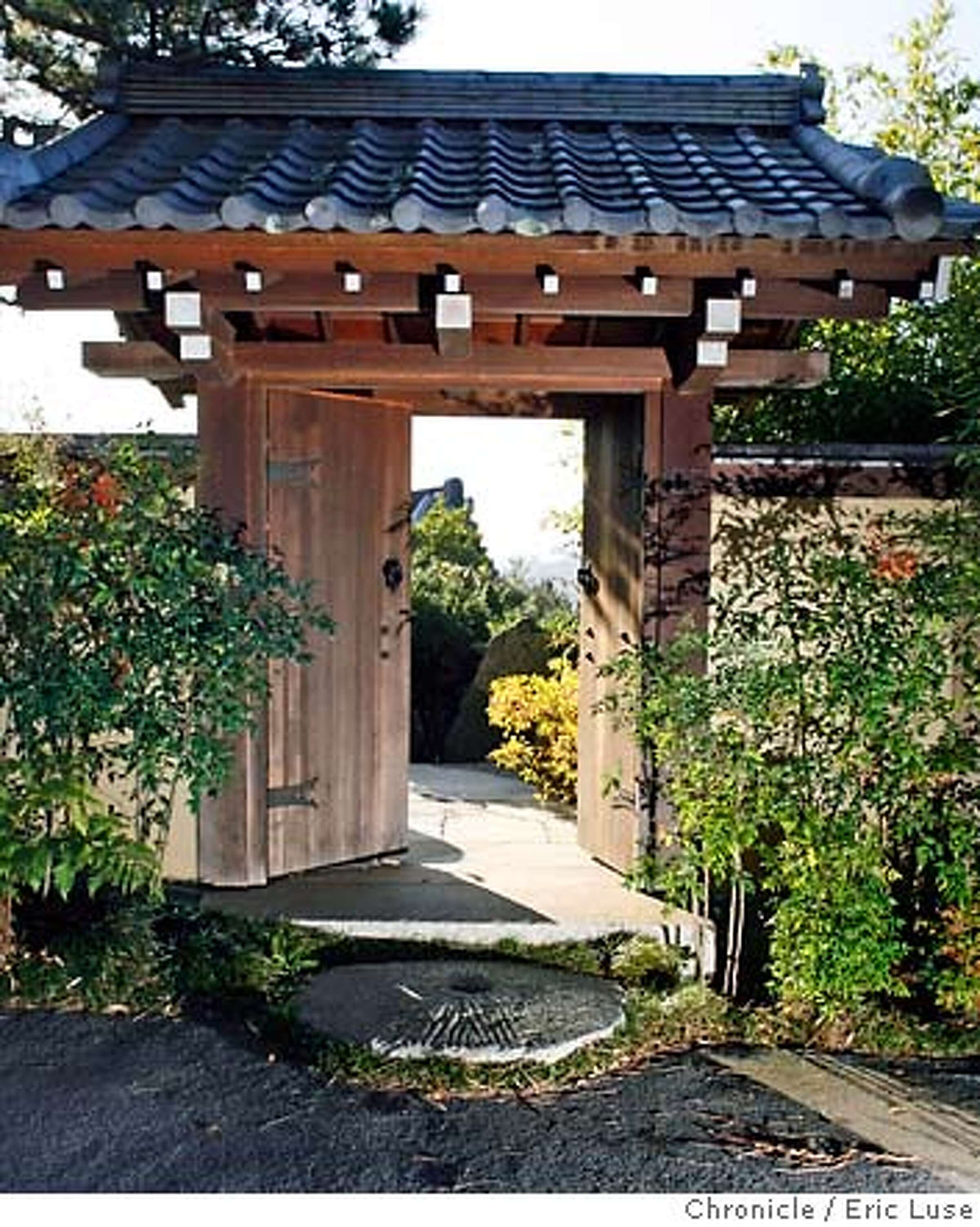 THE ART OF CRAFT: Stonemasons / Stones set for the ages / Masons ...