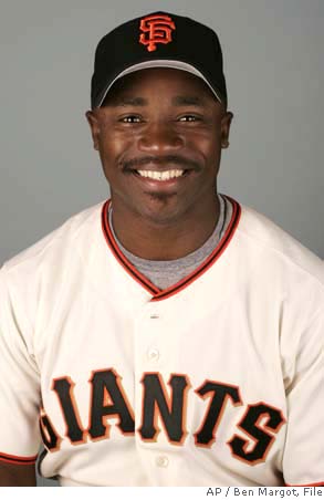 Durham returning to Giants / Feliz should be next; Bonds still up in air