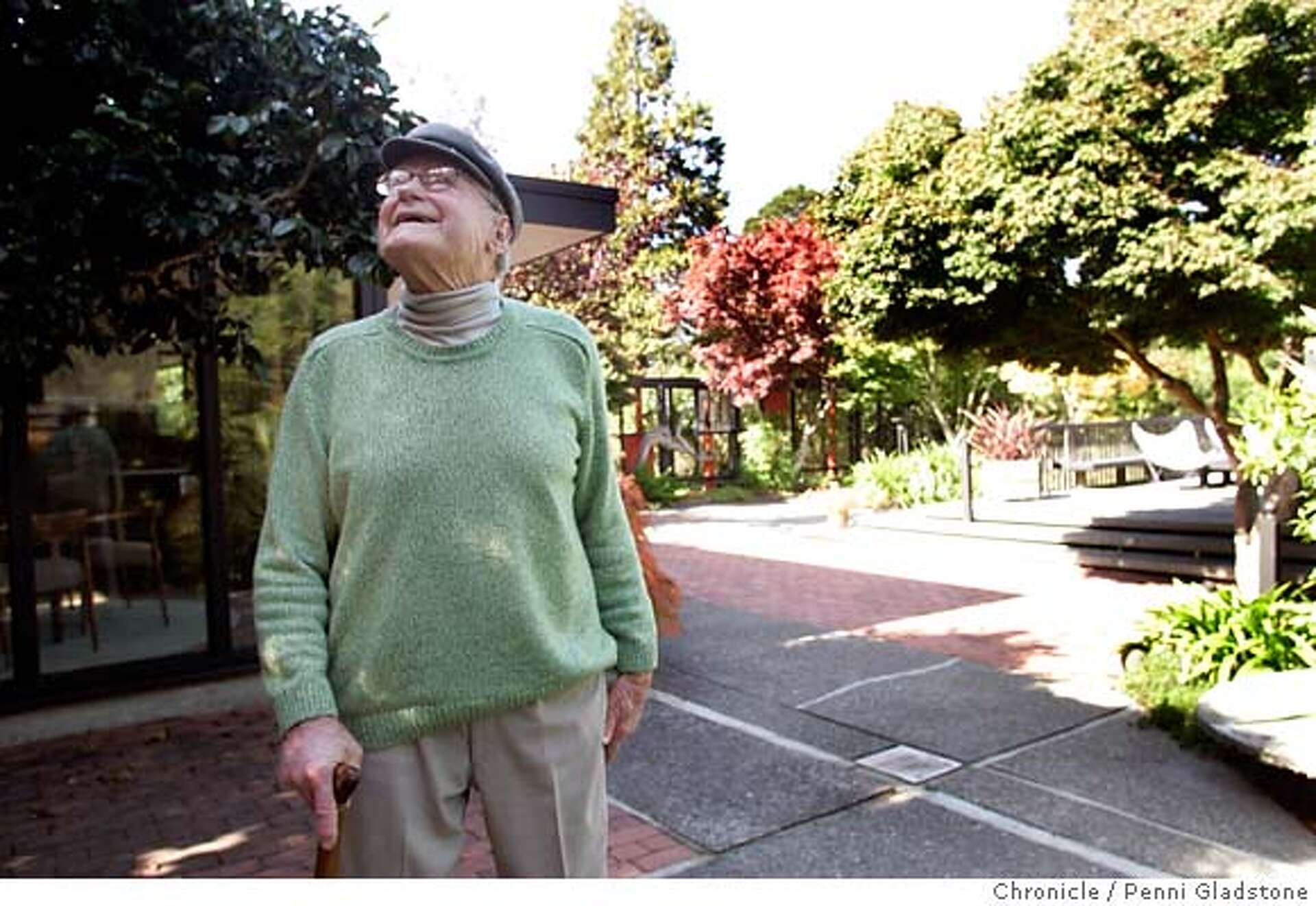 Painting an abstract landscape / One of the inventors of modernist ...