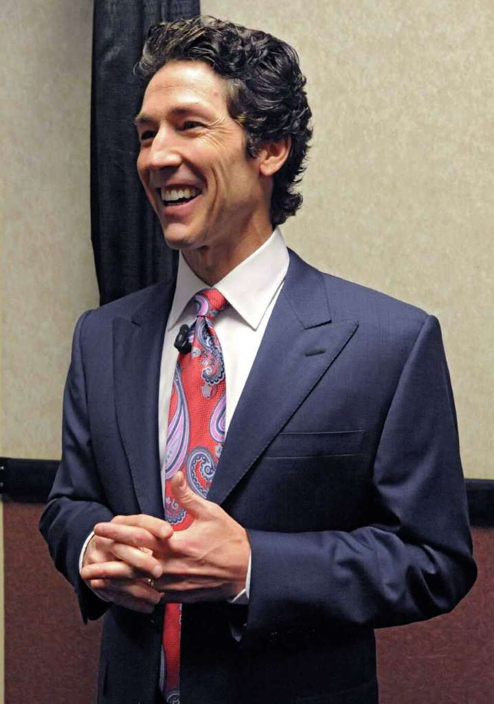12,000 relate to Osteen's pep talk