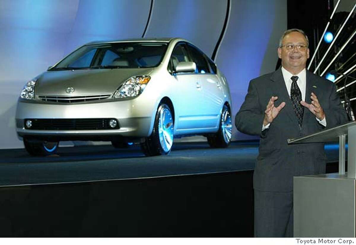 Plane crash kills U.S. 'father of Prius' / Toyota engineer, an ...