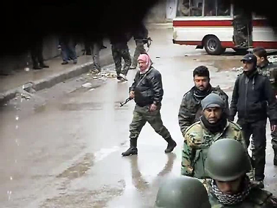 Syria rebels take fight to Damascus' outskirts