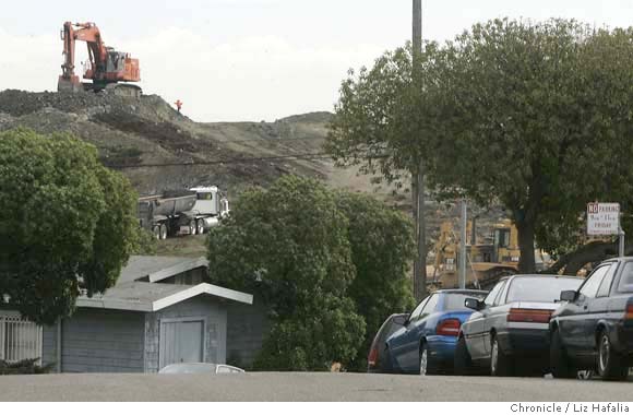 Slow cleanup delays Hunters Point project