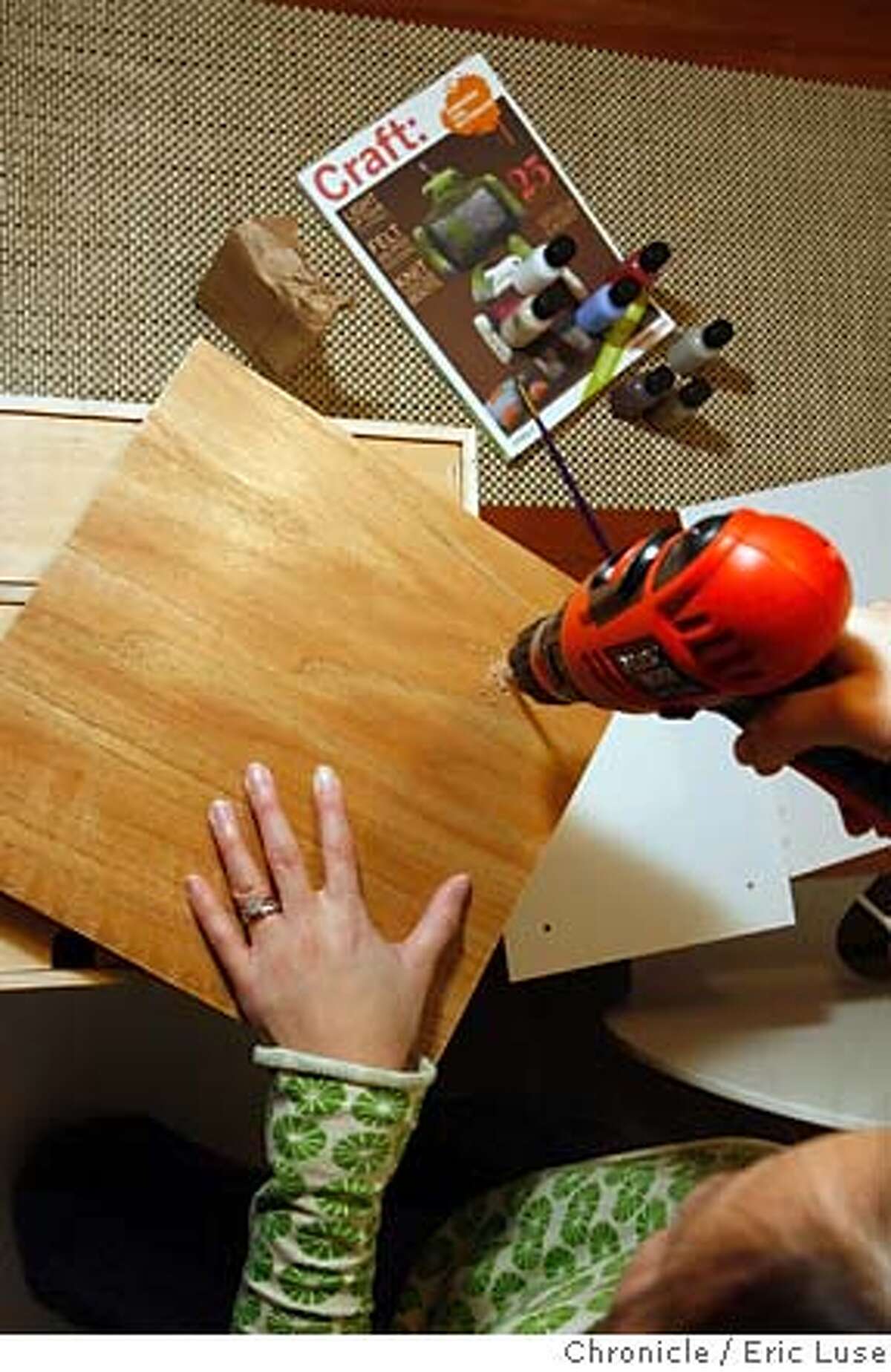 Low-tech crafts for DIYers / New publication touts making things by ...