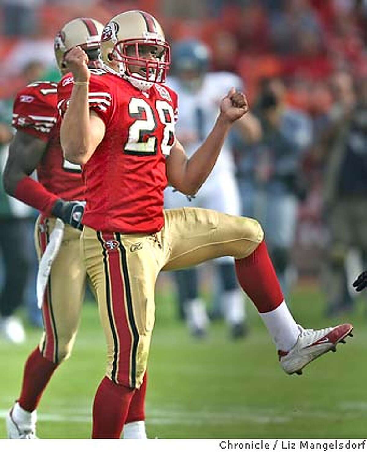 UP AND RUNNING / Niners win third straight game as Gore sets a ...