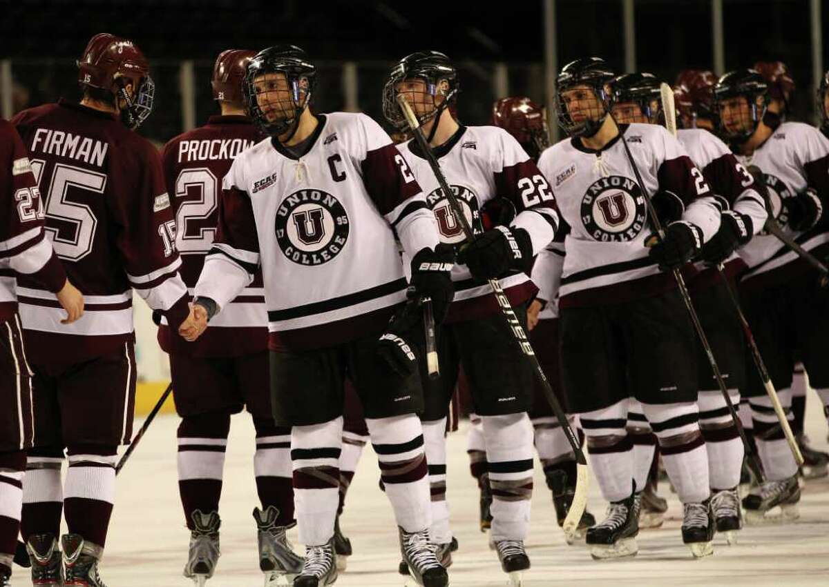 Union seizes opportunity