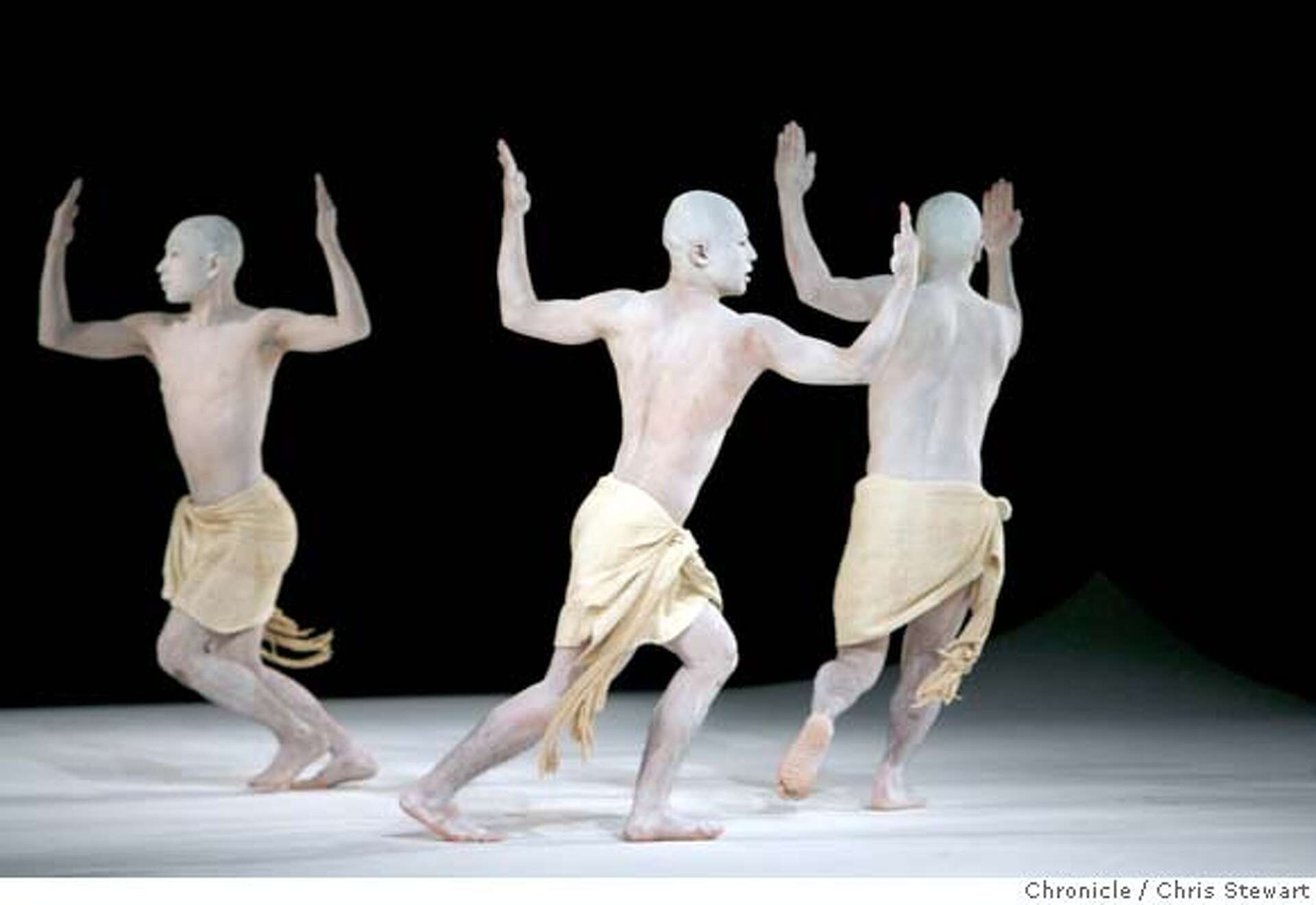 REVIEW / Dancers reveal much about butoh's allure -- and familiarity