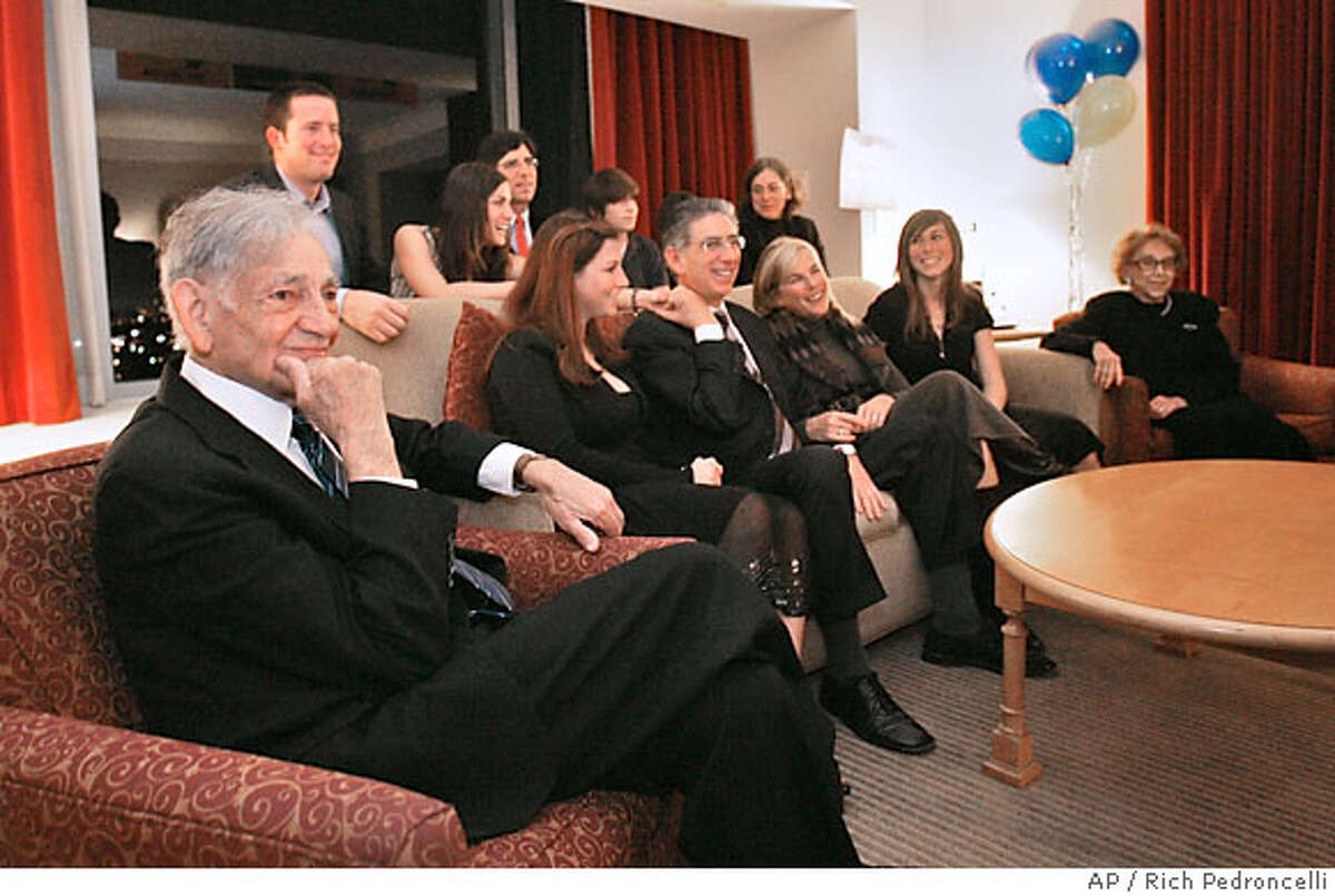 BIG VICTORIES / SCHWARZENEGGER RE-ELECTED IN LANDSLIDE, WEATHERING ANTI ...