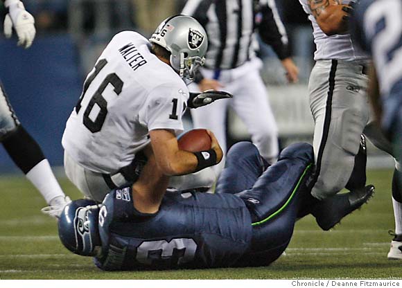 SAD SACKS / Raiders go 2-for-2 in Monday night futility