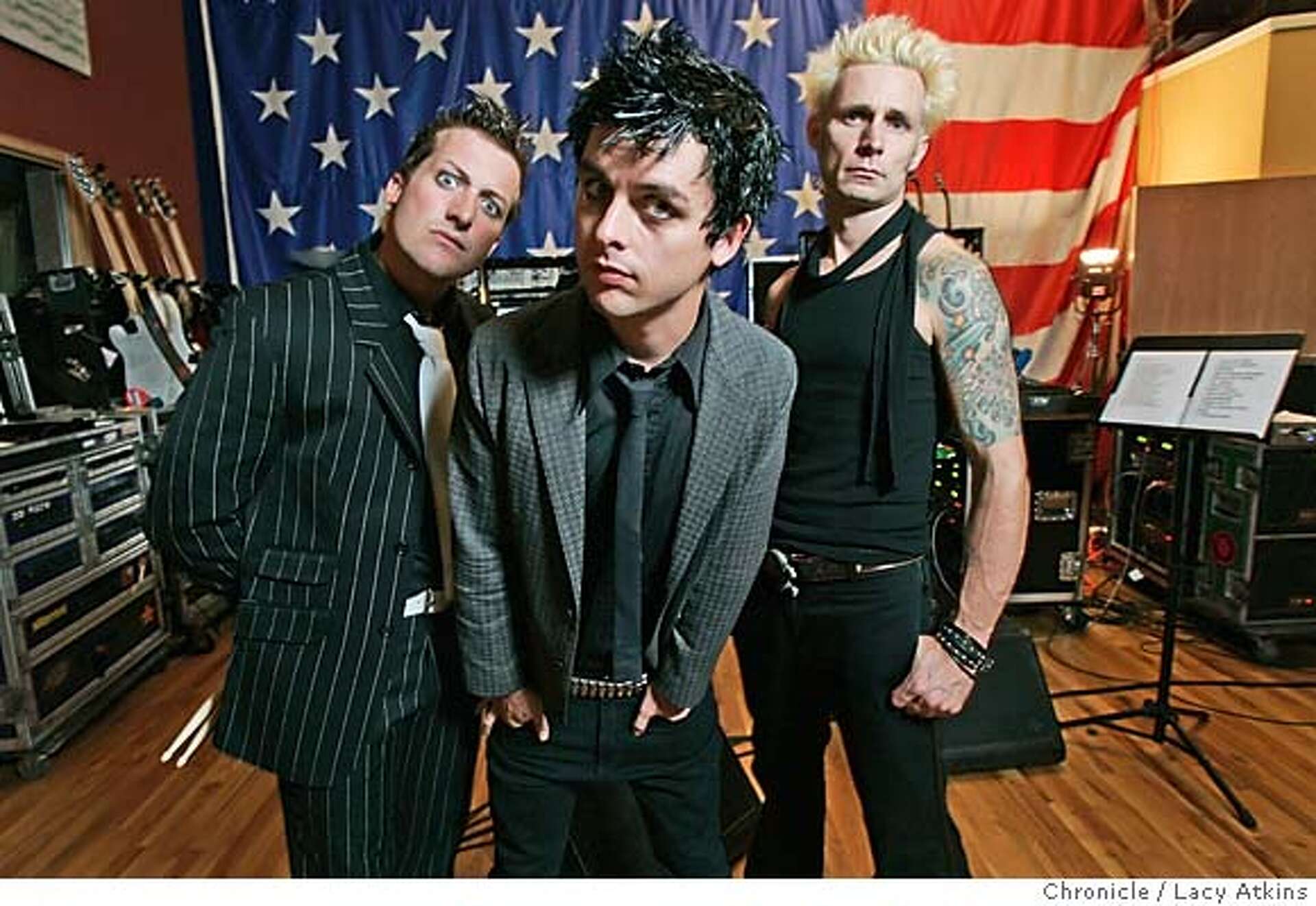 Green Day / The Time of Their Lives / Inside the early life of Green ...