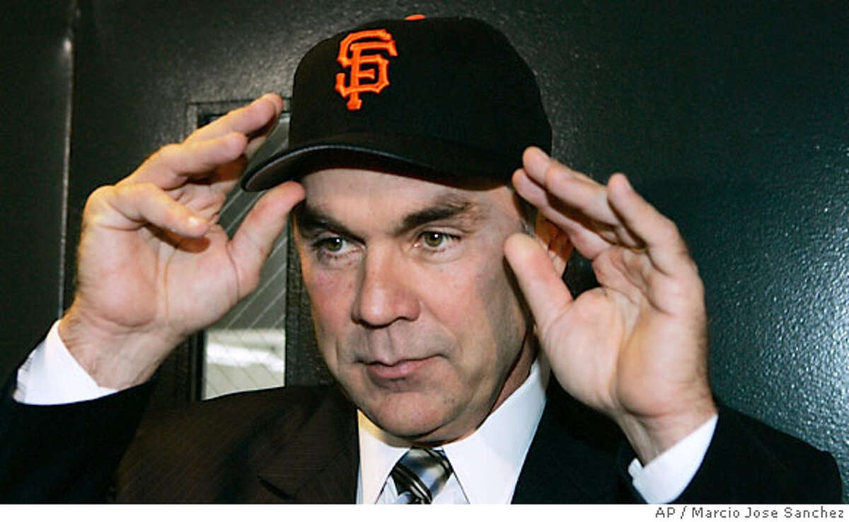 Giants introduce Bochy as their new skipper