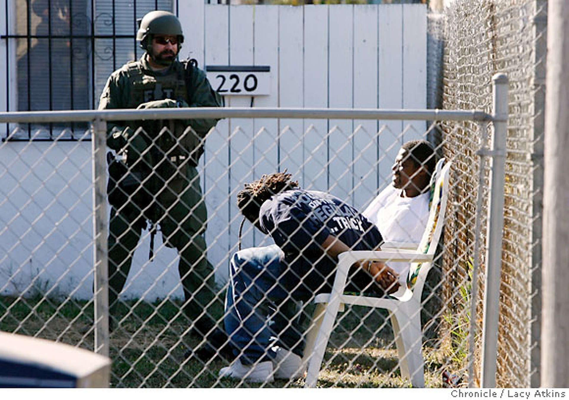 NORTH RICHMOND / 15 arrests as violent gang is hit again / Dramatic ...