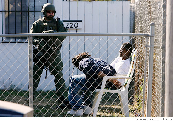 NORTH RICHMOND / 15 arrests as violent gang is hit again / Dramatic ...