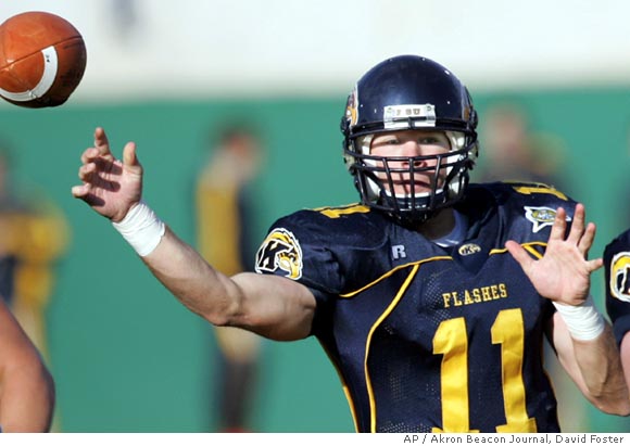 ALUMNI WATCH / Edelman relies on his 'cocky swagger'