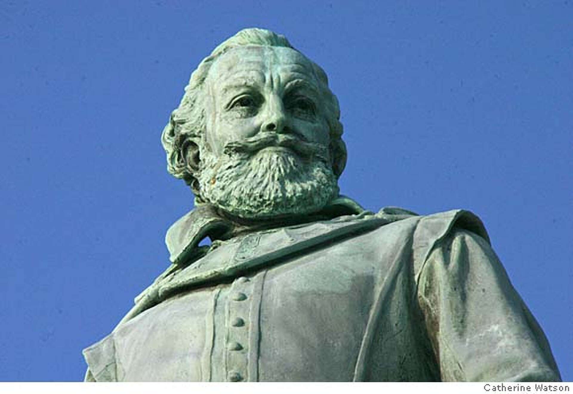 A 'New World' renewal project / Archaeological museum, historical ...