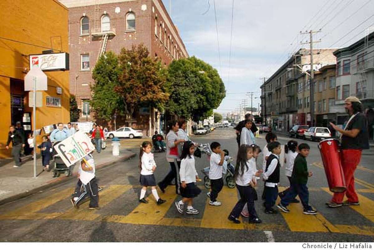 SAN FRANCISCO / Mission schoolkids urge grownups to set a good example