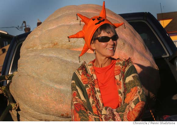 Washington man is 3rd-time winner of pumpkin contest