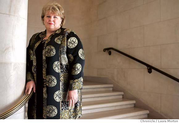 A soprano's big moment as Isolde is finally arriving, in S.F.