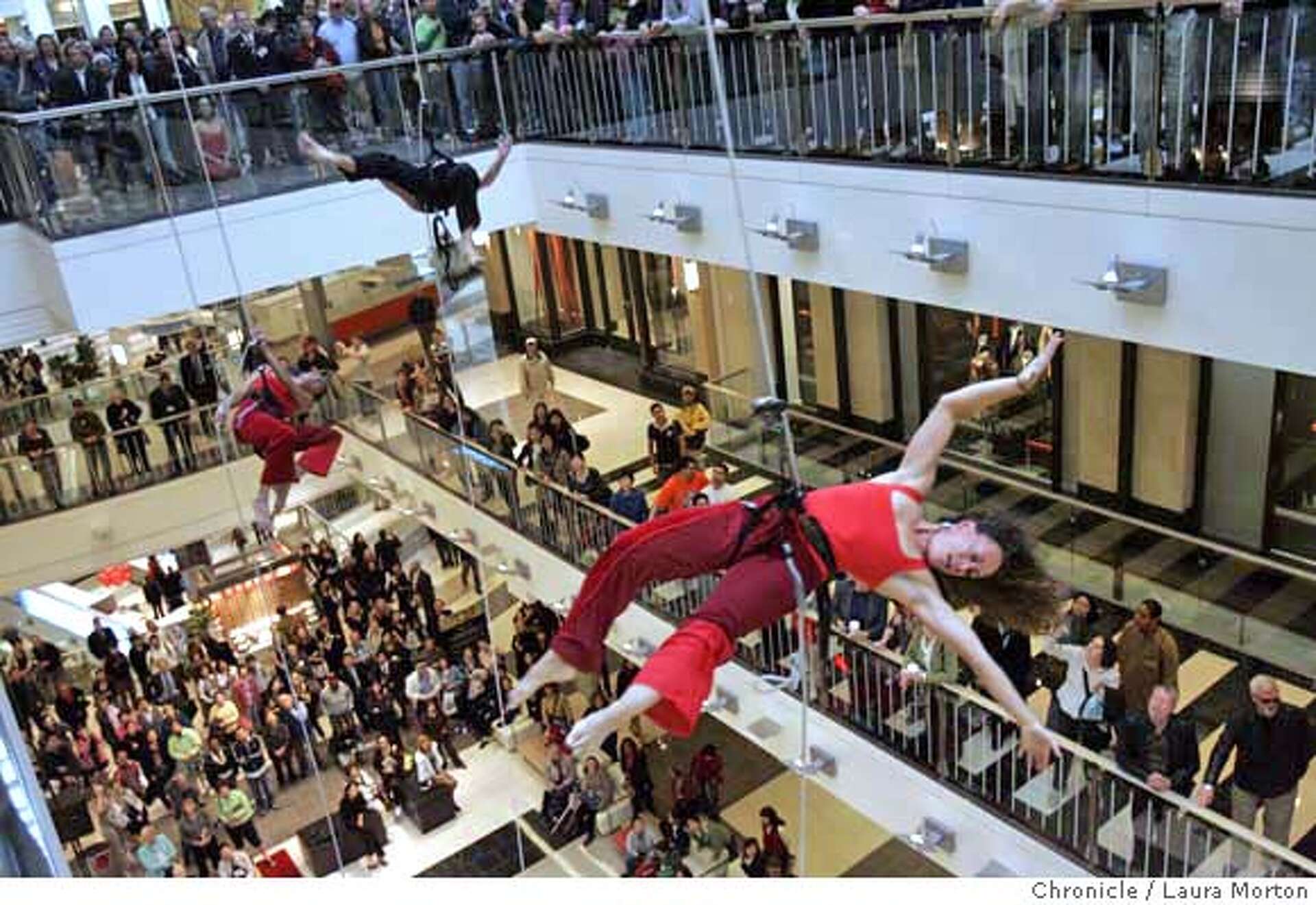 WESTFIELD SAN FRANCISCO CENTRE / Long-awaited grand opening draws huge ...