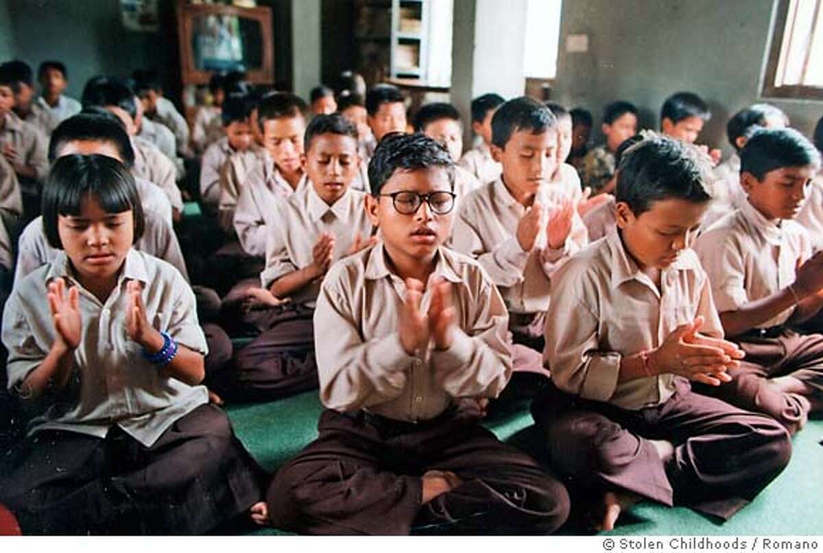 Righteous carpet making / Rugmark asks buyers to make sure handmade ...