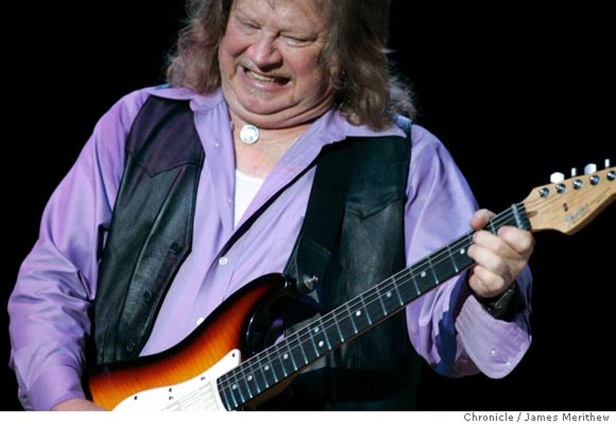 A Night at the Nugget / What keeps dinosaurs rocking three and a half ...