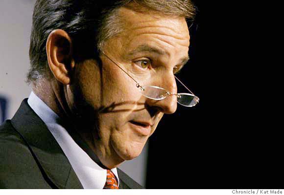 A tale of two bosses at scandal-scarred HP / Hurd's move a bit quick?