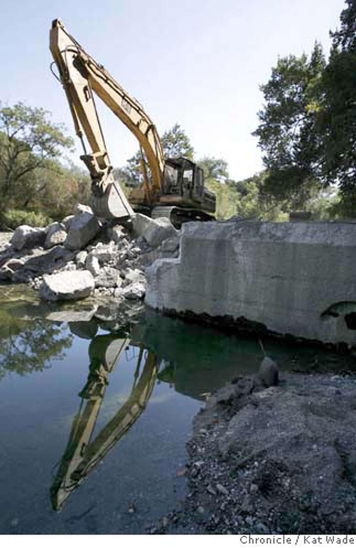 ALAMEDA CREEK / 2 dams come down so steelhead can go up