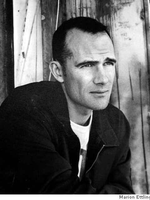 A reader workout / 'Only Revolutions' Novel's male, female narratives ...