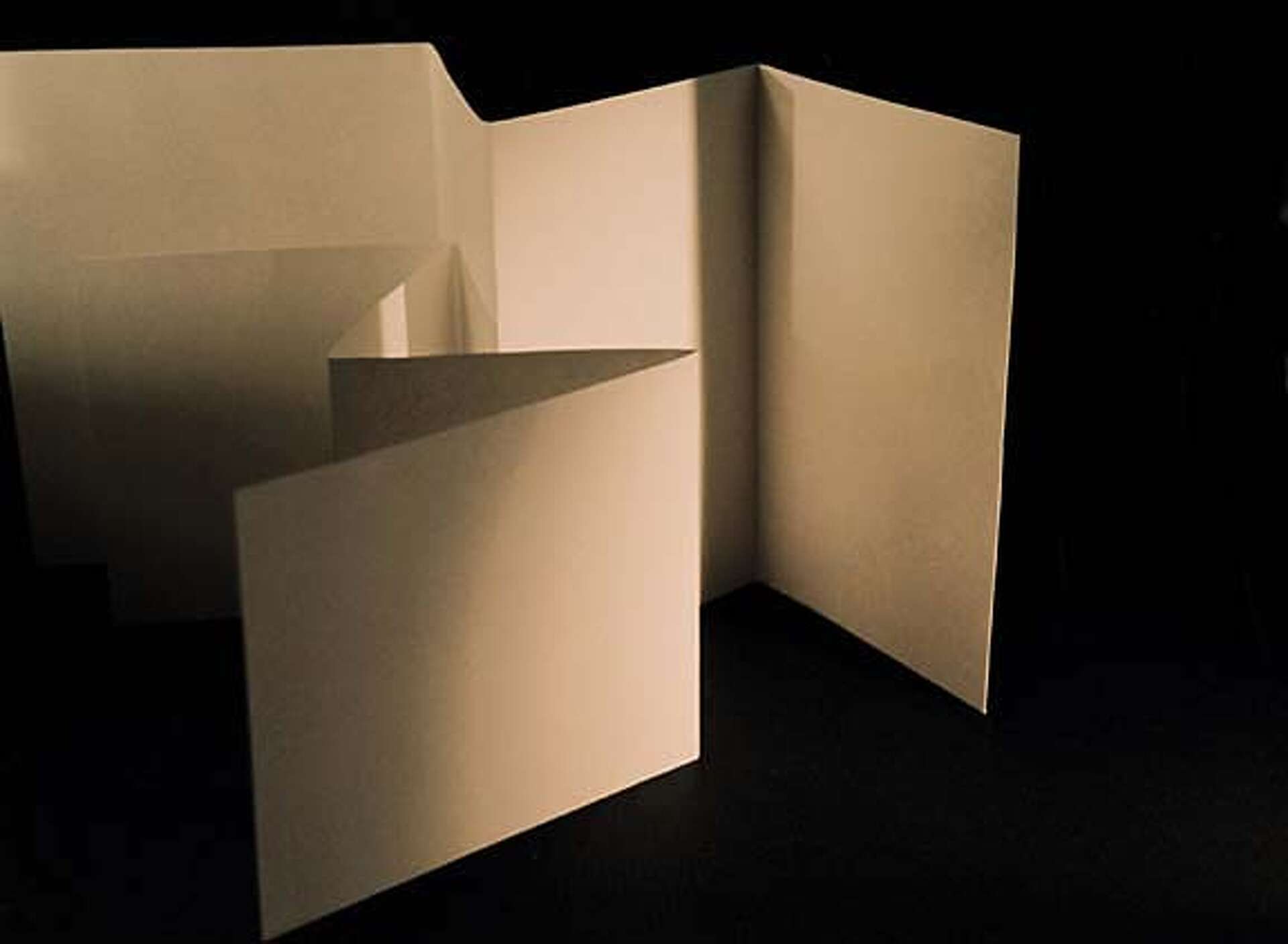 A NEW EXPRESSION / Classic fashion designer James Galanos finds ...