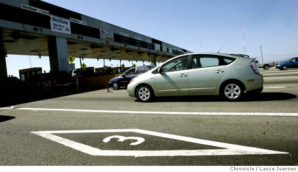 Clogged carpool lanes could force new rules