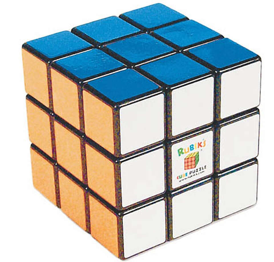 ICONS OF DESIGN: 999 timeless objects that have shaped our world