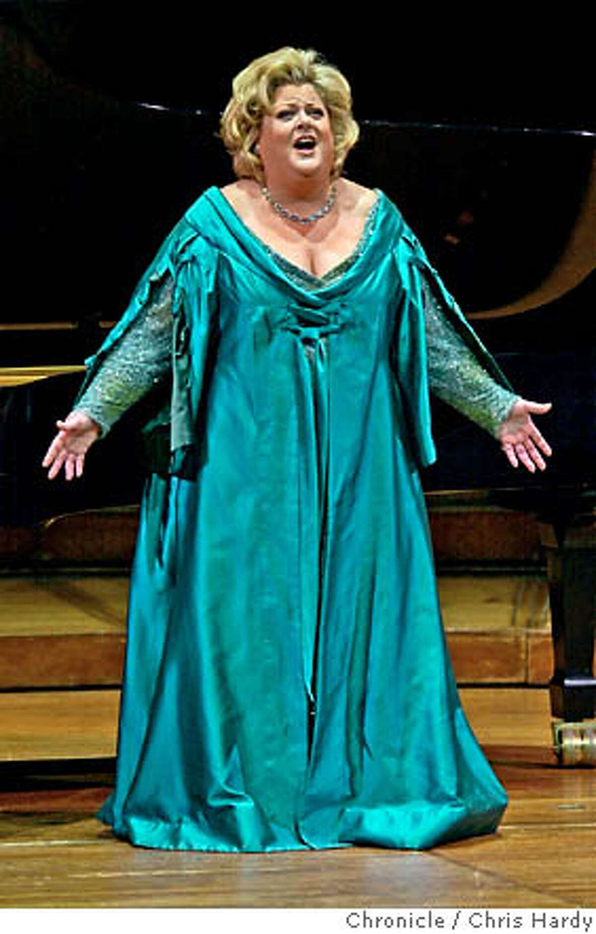 DETERMINED DIVA / Stellar soprano Deborah Voigt slimmed down. Now she's ...