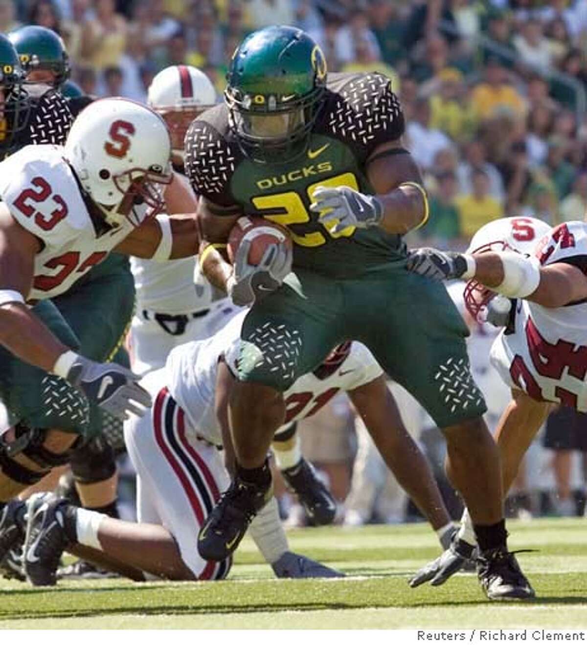 Oregon thumps helpless Cardinal