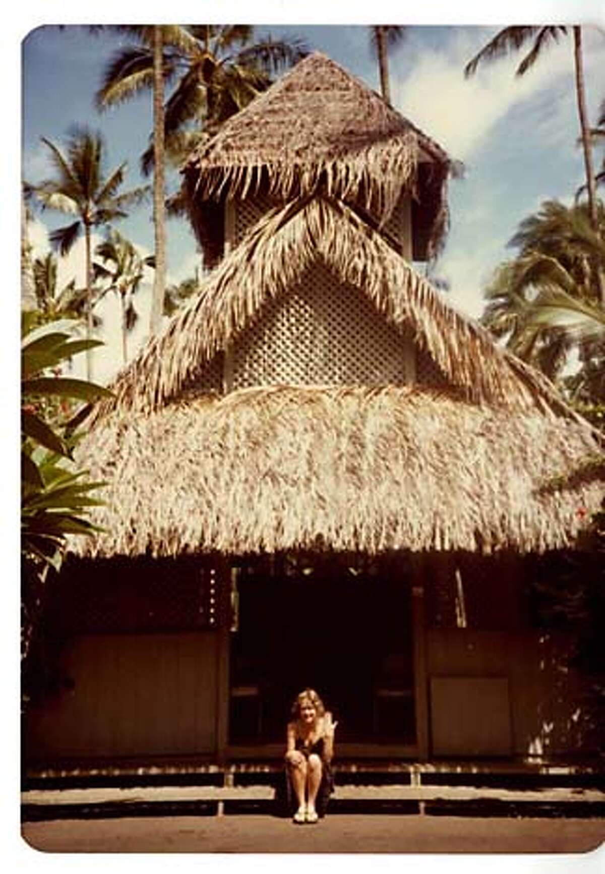 DESTINATION HAWAII / A Coco Palms honeymoon leads to a lifelong love affair