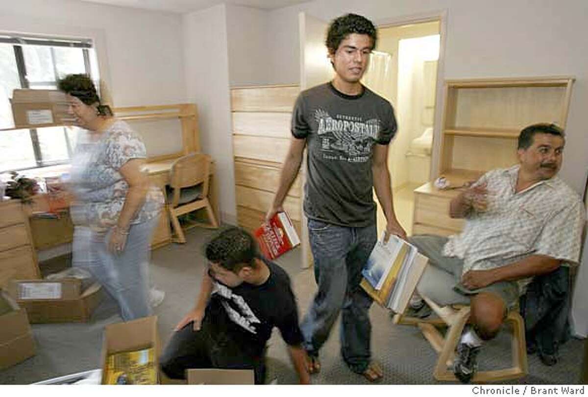 BERKELEY / Dorm with a spiritual dimension / Church starts national ...