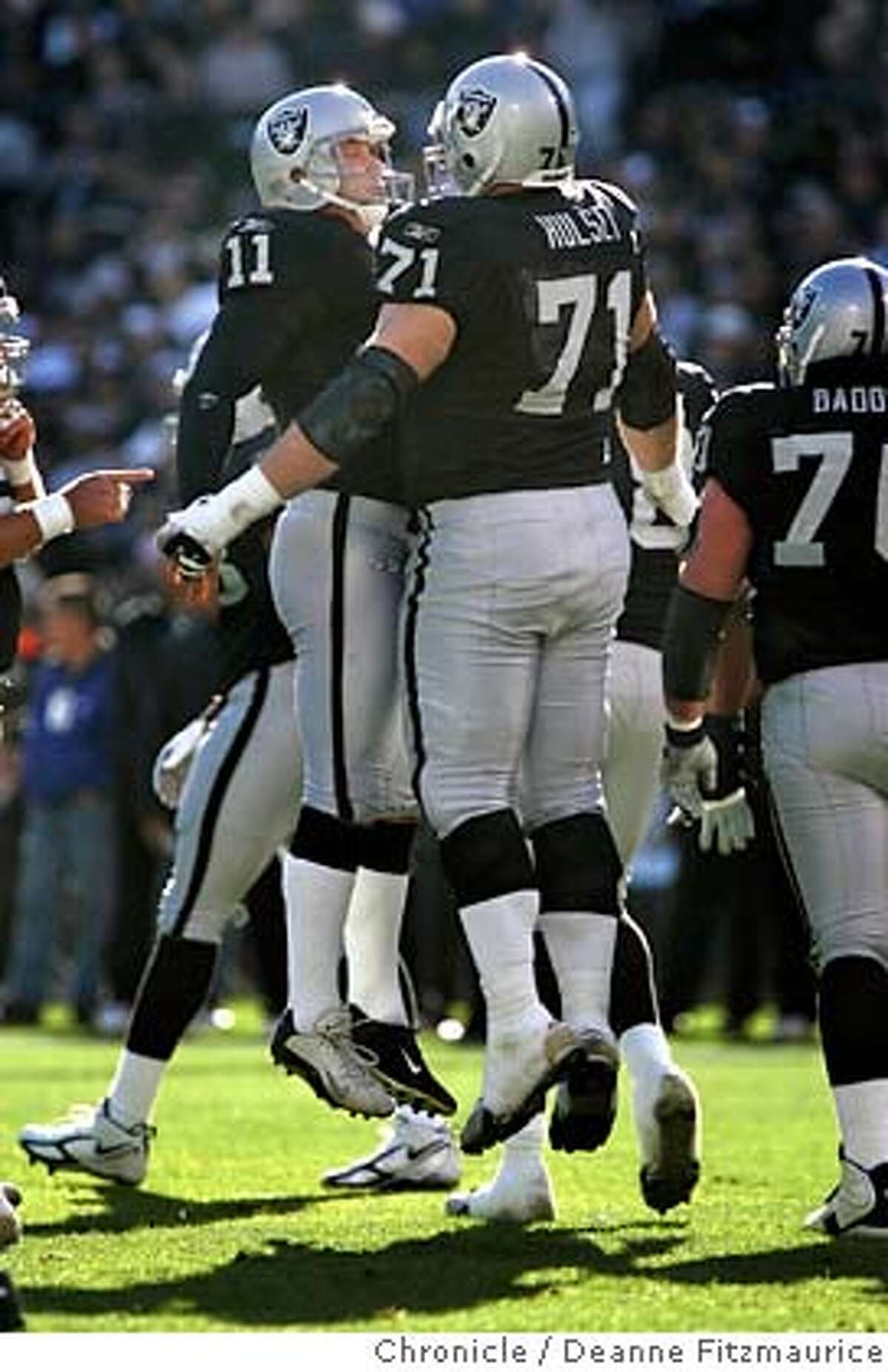 Bad snap: Grove out with shoulder injury