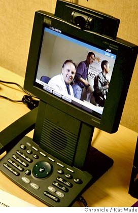 Medical interpreters turn to new video tool / Technology lifts language ...