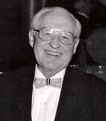 Henry Simonsen -- shipmaster, recycler