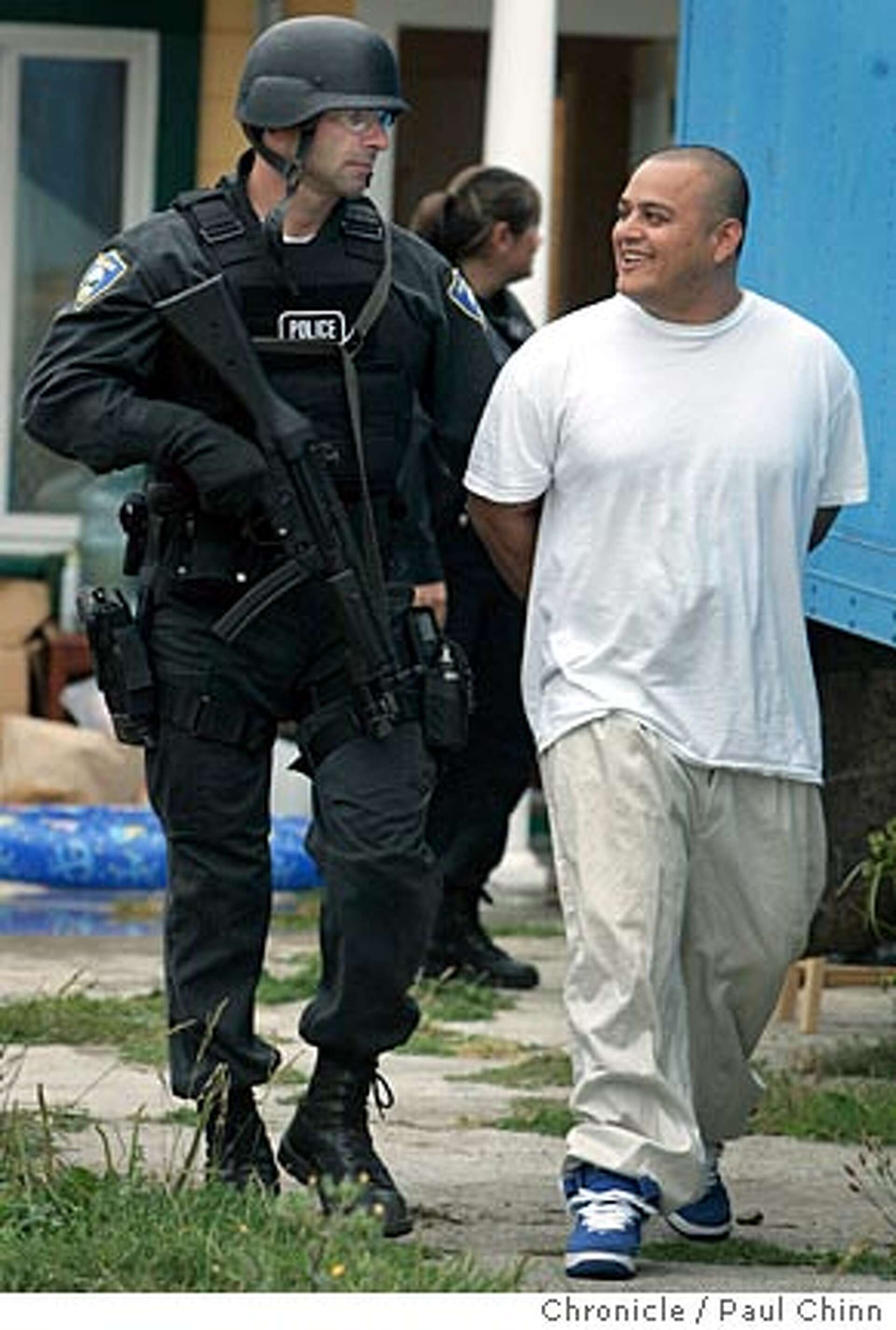 RICHMOND / Suspected gang leader arrested in raid on home