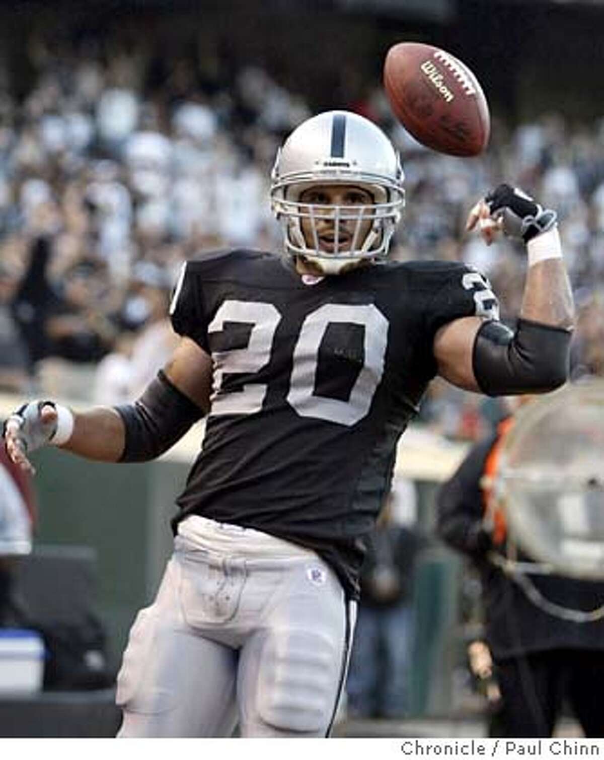 FARGAS HOPES HE'S A SMASH / Back has inside track as No. 2